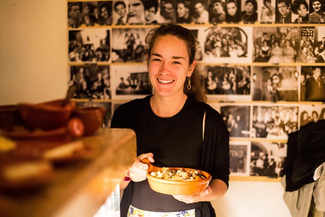 Lisbon Food & Local Drinks Evening Tour by Food Lover Tour - Exploring Lisbons Gastronomy