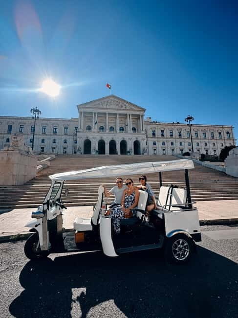 Lisbon: From East to West Private Tour in a Tuk Tuk - What to Expect During the Tour