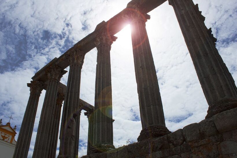 Lisbon: Full-Day Private Tour to Evora and Arraiolos - Exploring Lisbon’s Surroundings: A Closer Look at the Tour