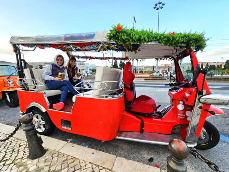 Lisbon: Guided Tuk-Tuk Tour Alfama and history - Key Points