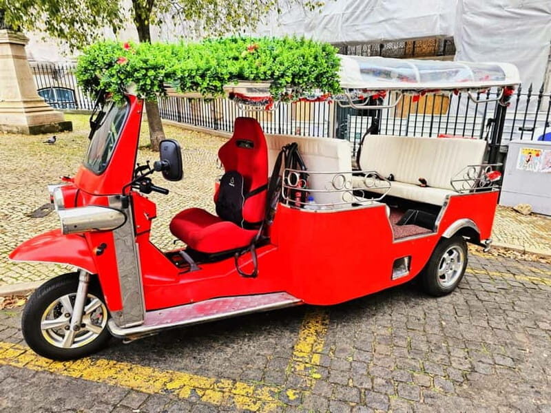 Lisbon: Guided Tuk-Tuk Tour Alfama and history - A Deep Dive into the Tour Experience