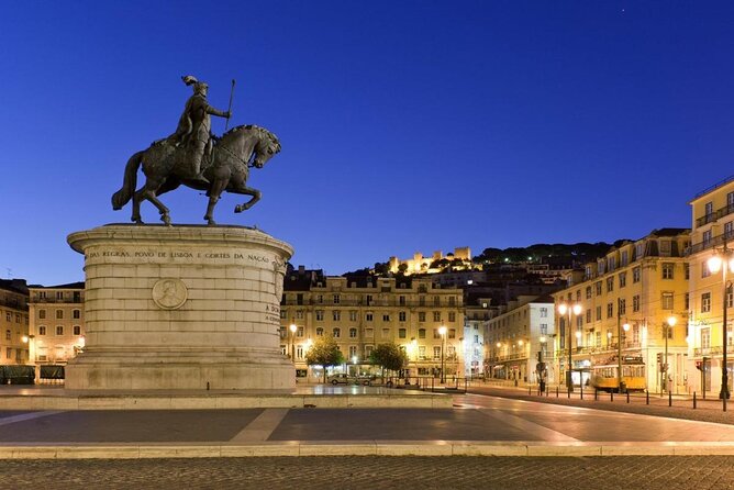 Lisbon: Guided Walking Food Tour With Local Drinks - Key Points