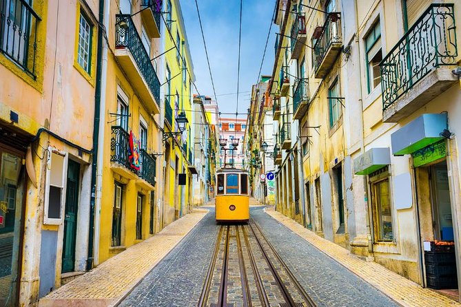 Lisbon Half Day Discovery Private Tour - Exploring Lisbons Historic Neighborhoods