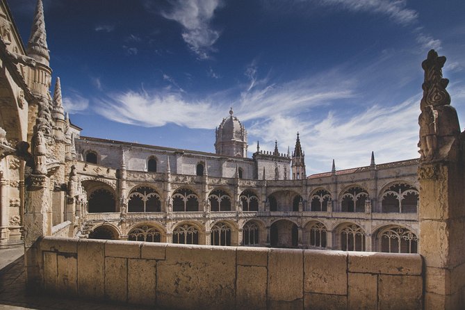 Lisbon Half Day Private Tour - Taking in Portuguese Cuisine and Culture