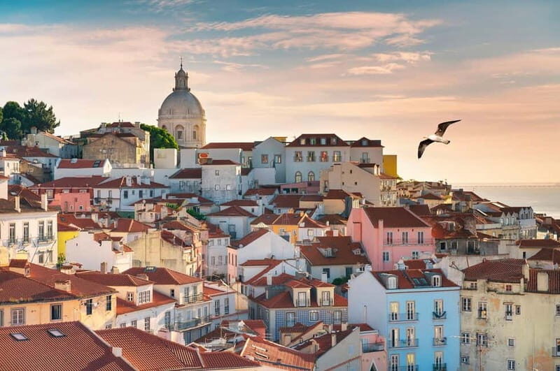 Lisbon: Historical Old Town Tour by Tuk Tuk. - Discovering Lisbon on a Tuk Tuk: What to Expect