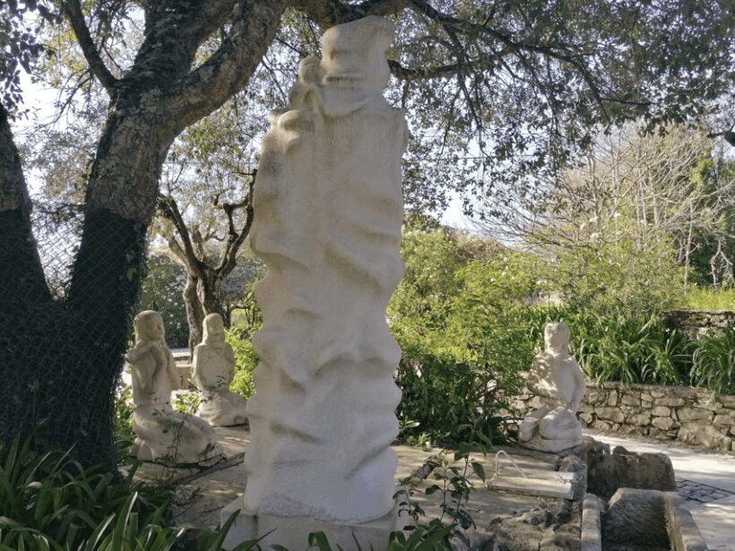 Lisbon: Holy Miracle Church Santarem & Fatima Private Tour - Key Points