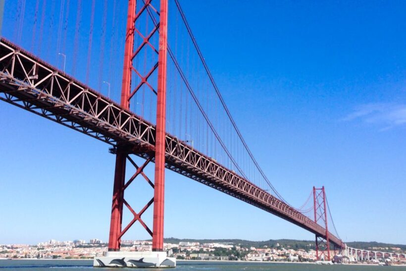 Lisbon: Hop-on Hop-off 48-Hour Bus and Boat Tour Ticket - FAQ