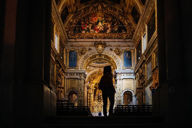 Lisbon: Hop-On Hop-Off Tour Bus With Three Routes Including Tram - Navigating the City: Tips on Using the Hop-On Hop-Off Service