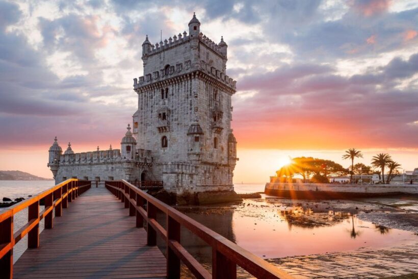 Lisbon: Layover Tour with pickup and dropoff up to you - Key Points