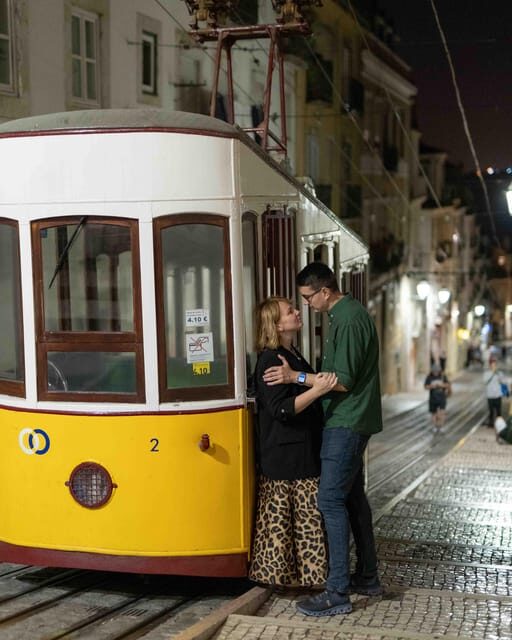 Lisbon lights: A Cinematic Photoshoot at night - What You Can Expect