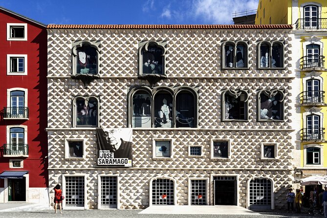 Lisbon Like a Local Private Tour - Avoid the Tourist Route - Miradouro da Graça: Coffee with a View