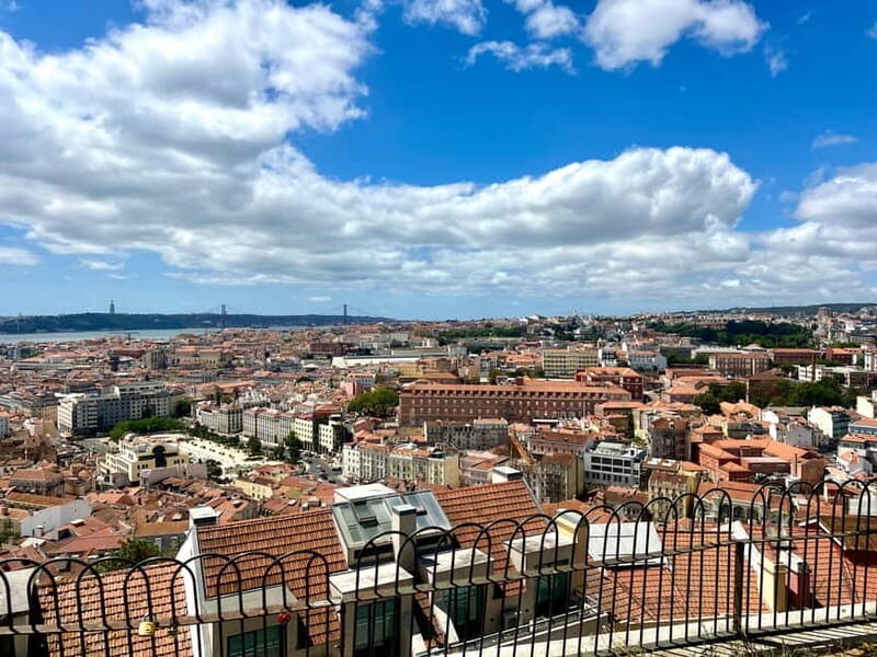 Lisbon: LISBON STORY TOUR BY TUK TUK - Practical Details and Tips
