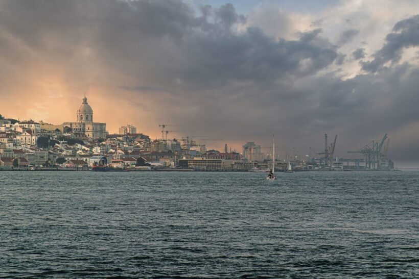 Lisbon: Lost Places & Streetart-Tour for Photographer - Final Thoughts: Who Will Benefit Most?