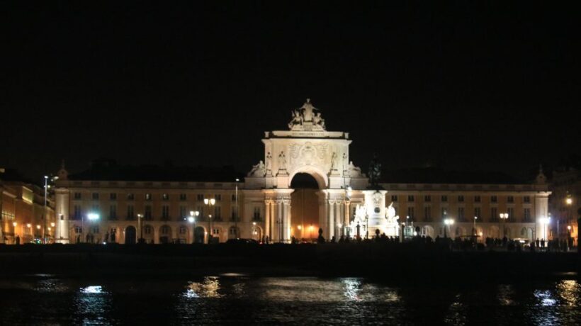 Lisbon: Luxury Sailboat Cruise at Night - Practical Details