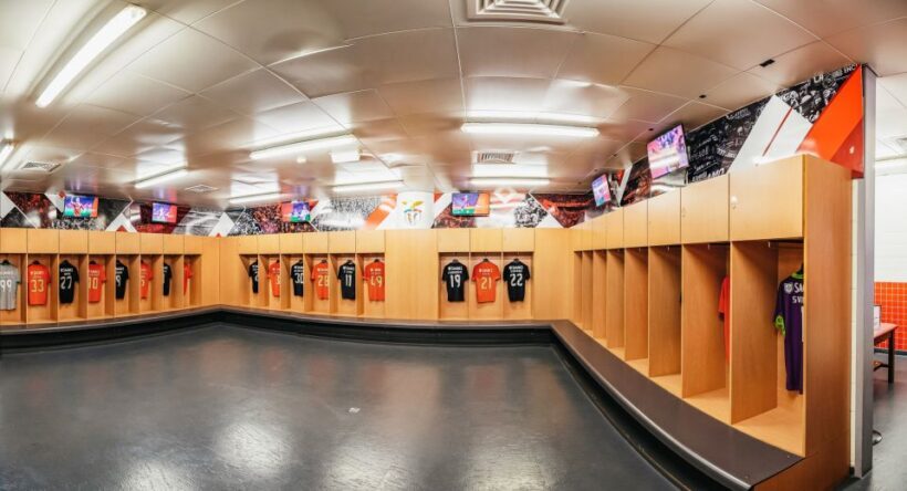 Lisbon: Luz Stadium Tour & SL Benfica Museum Ticket w/Scarf - FAQs