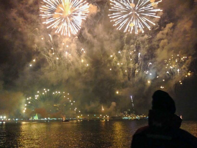 Lisbon: New Years Eve Fireworks Tagus River Sailing Cruise - An In-Depth Look at the Experience