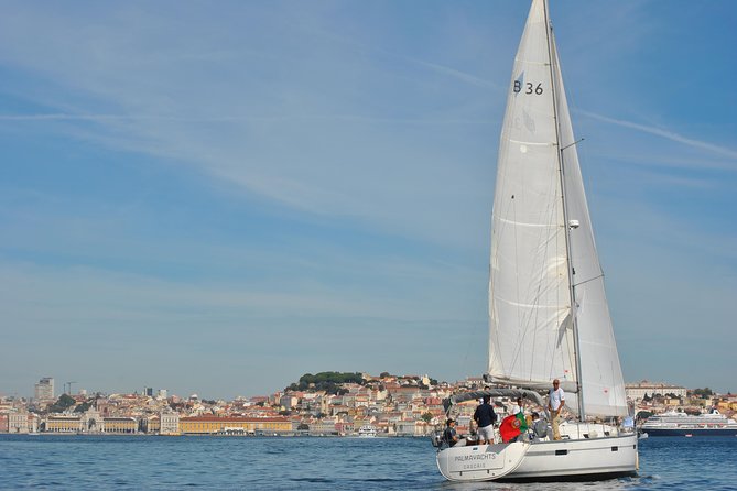 Lisbon New Years Eve Sailing Tour - Navigating to the Meeting Point