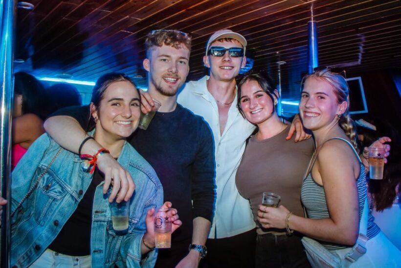 Lisbon: New Year's Eve with Live Dj Fireworks and Open Bar - A Thorough Look at the Experience