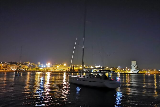 Lisbon Night Sailing Tour with a Drink- 2h Small Group Tour - The Experience on Board