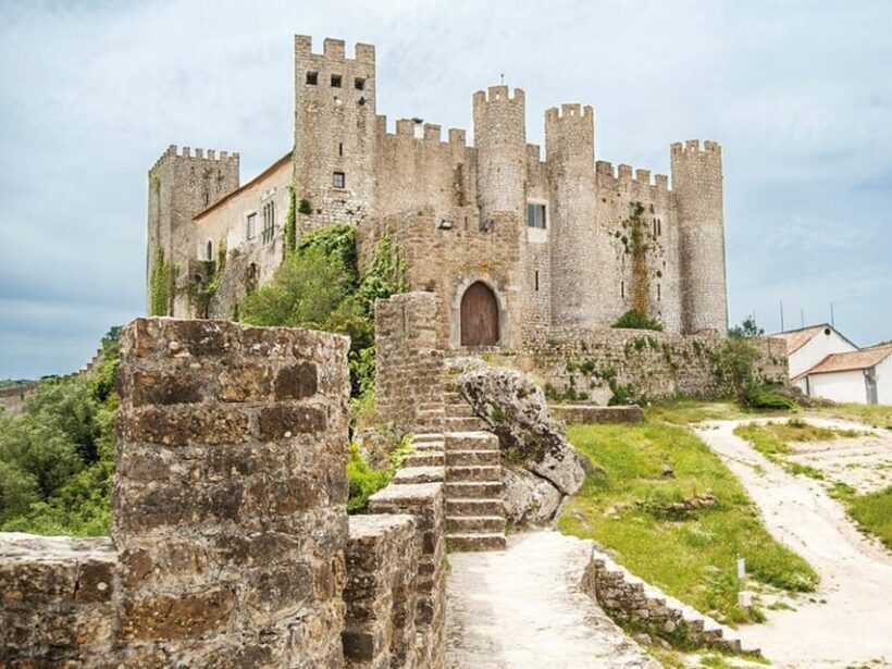 Lisbon: Óbidos, Fátima, Batalha, and Nazaré Day Trip - Exploring the Highlights: A Deep Dive into Each Stop