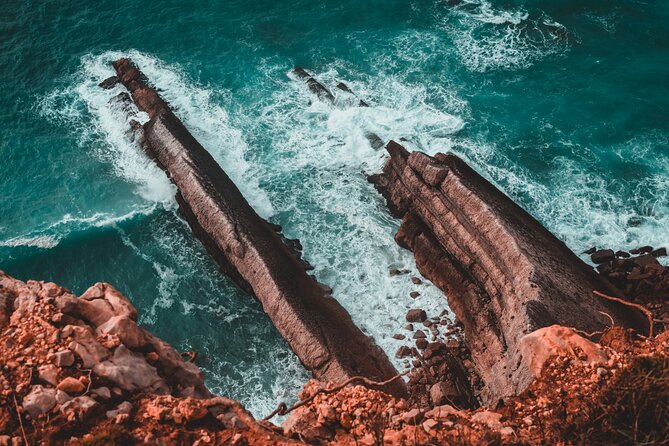 Lisbon Off-The-Beaten-Path Small Group Tour: Sesimbra, Arrabida & Wine Tasting - Tour Logistics and Accessibility