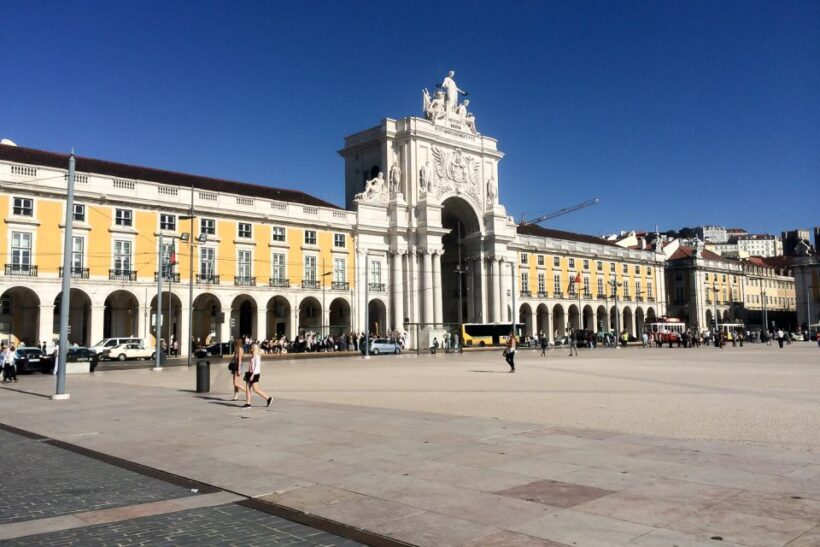 Lisbon: Old Quarter Highlights Tour - An In-Depth Look at the Lisbon Old Quarter Highlights Tour