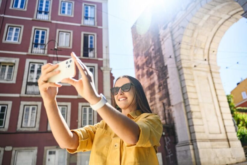 Lisbon Old Town Alfama Baixa Highlights Private Walking Tour - What Travelers Say and Why It Matters