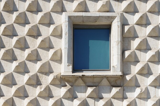 Lisbon Old Town Tour - Meeting and Pickup