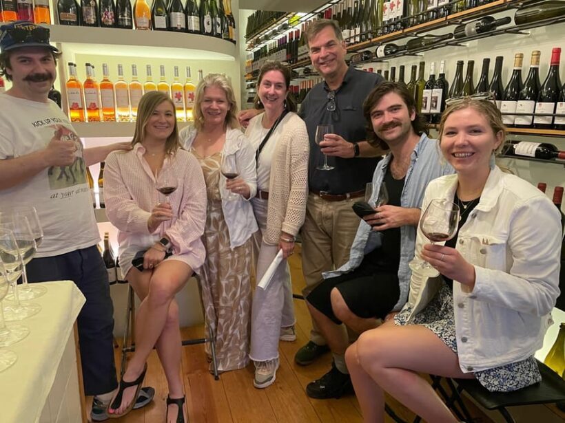 Lisbon: Portuguese wine tasting in a specialized wine shop - A Deep Dive Into a Truly Unique Lisbon Experience