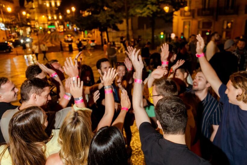 Lisbon Premium Pubcrawl: 1h Open Bar, Shots, VIP Club Entry - What’s Included and What’s Not