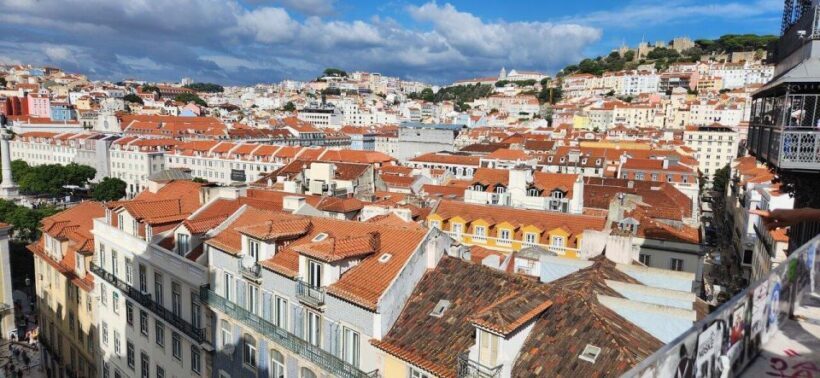 Lisbon: Private 4 hours city highlights tour by TukTuk - Who Should Book This?
