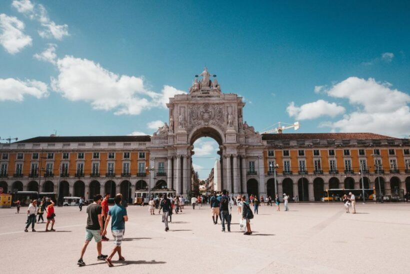Lisbon: Private City Tour by Eco Tuk Tuk - Key Points