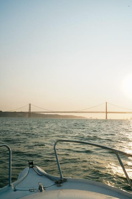 Lisbon PRIVATE Cruise - Fun, Friends and Unique Moments - FAQs
