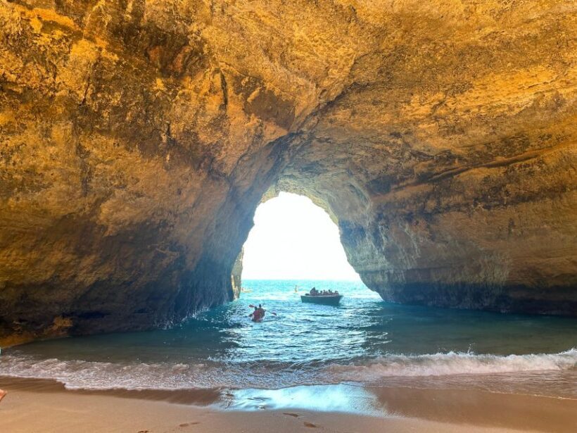 Lisbon: Private Day trip to Algarve, Benagil cave,Portimao - Portimão: A Coastal Town Break