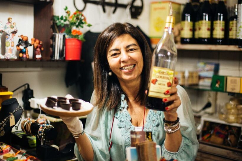Lisbon: Private Evening Tour with Drinks & Bites in Alfama - FAQs