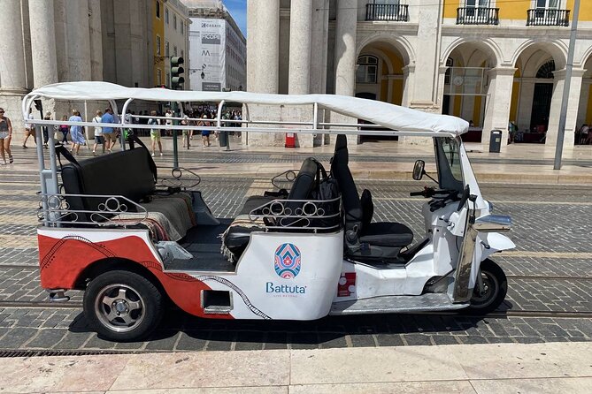 Lisbon: Private Guided Tour by Electric Tuk Tuk - Experiencing Lisbons Culture and Cuisine