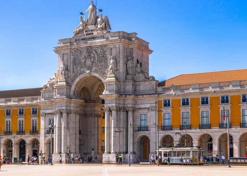 Lisbon: Private Guided Tuk-Tuk Tour with Hotel Pickup - What Makes This Tour Stand Out?