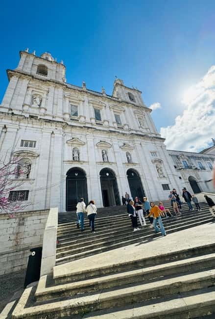 Lisbon: Private Old Town Tuk Tuk Tour - Key Points