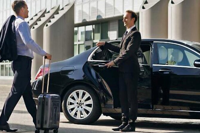 Lisbon Private ONE WAY transfer (IN or OUT) - What to Expect from a Lisbon Private Transfer