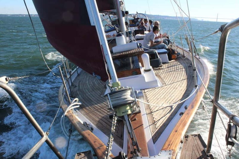 Lisbon: Private Party on a Vintage Sailboat - Lisbon: Private Party on a Vintage Sailboat – A Thoughtful Look