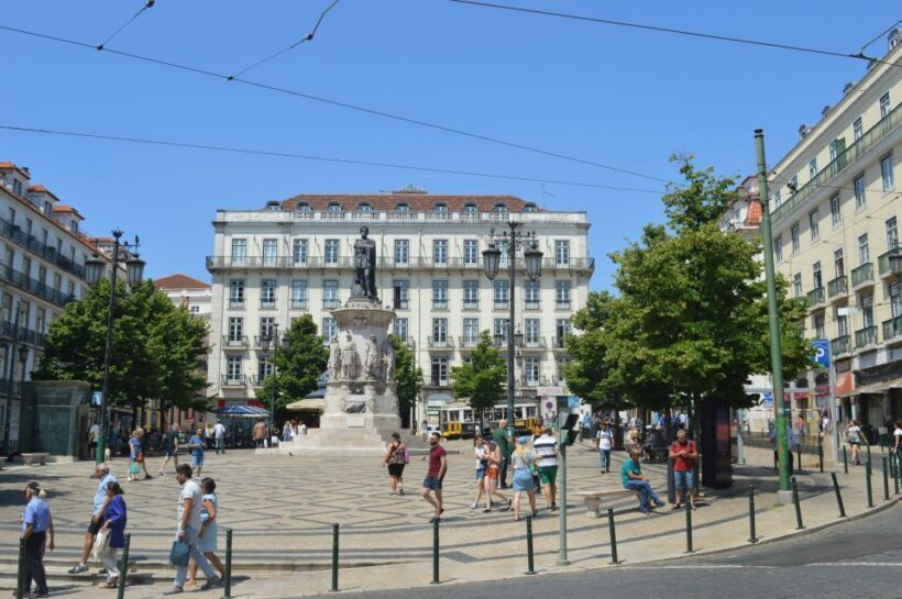 Lisbon: Private Rally for Families in German - The Sum Up
