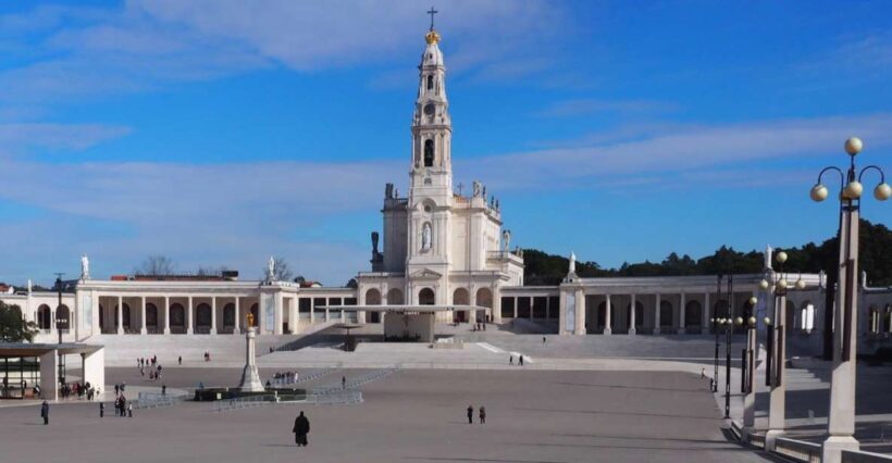 Lisbon: Private Sanctuary of Fátima half day Guided Tour - Key Points