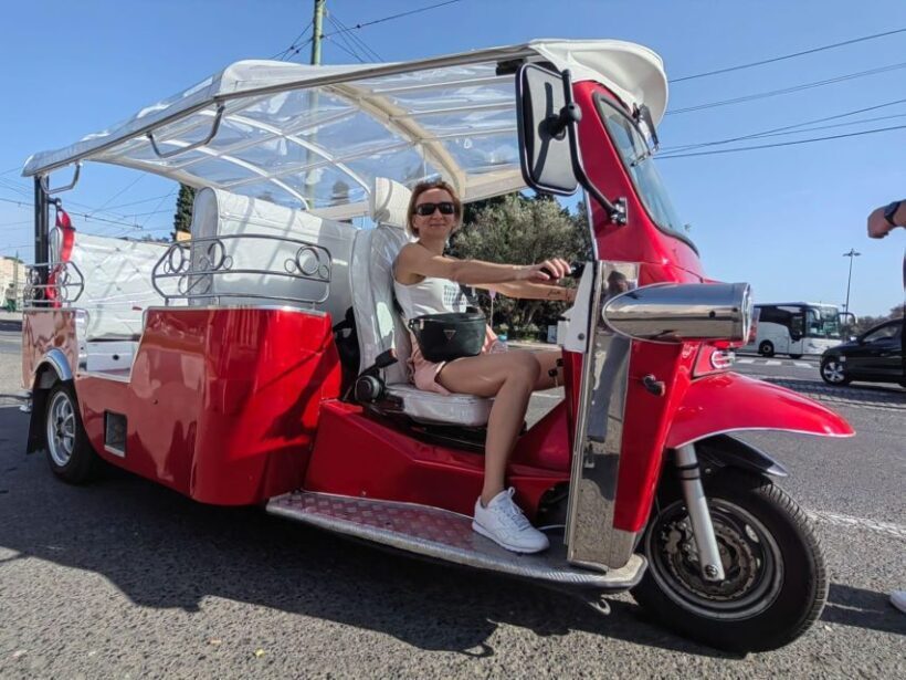 Lisbon Private Sightseeing Photography Tour with Tuk Tuk - Itinerary Breakdown and Highlights