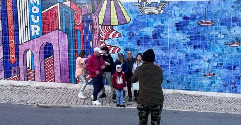 Lisbon Private Sightseeing Photography Tour with Tuk Tuk - Why This Tour Works Well