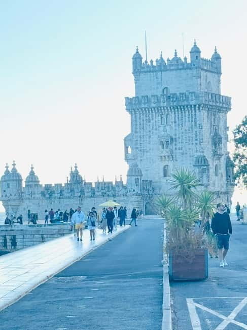 Lisbon: Private Sightseeing Tour by Tuk Tuk - Why Choose a Tuk Tuk Tour in Lisbon?