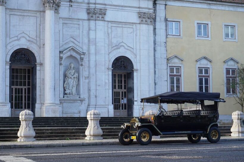Lisbon: Private Sightseeing Tour in a Vintage Tuk Tuk - The Practical Side: Pricing & Value