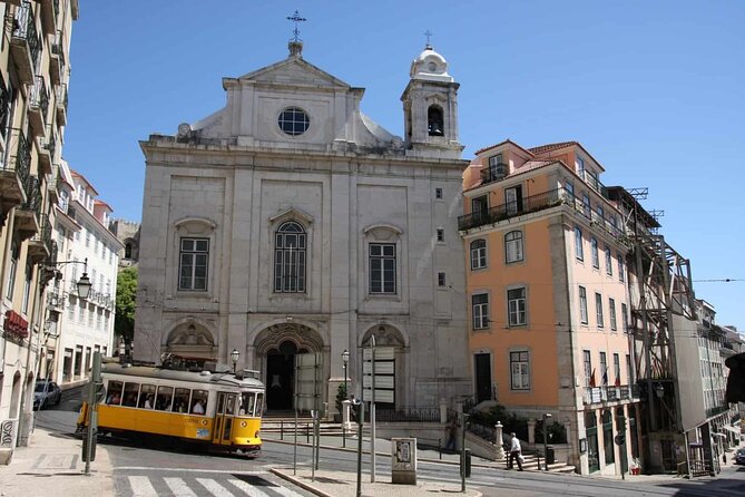 Lisbon Private Tour by Electric Tuk Tuk - FAQs