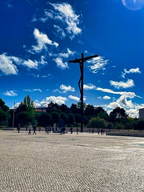 Lisbon: Private Transfer to Porto with stops until 3 cities - The Sum Up