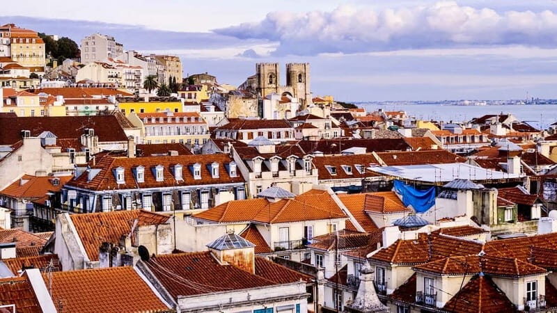 Lisbon: Private Tuktuk Tour with History & Music - The Sum Up