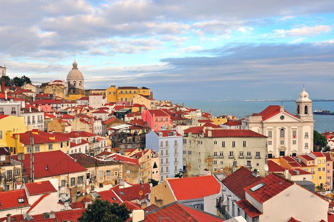 Lisbon - Private Vintage Tuk Tour with Hotel Pickup - FAQ
